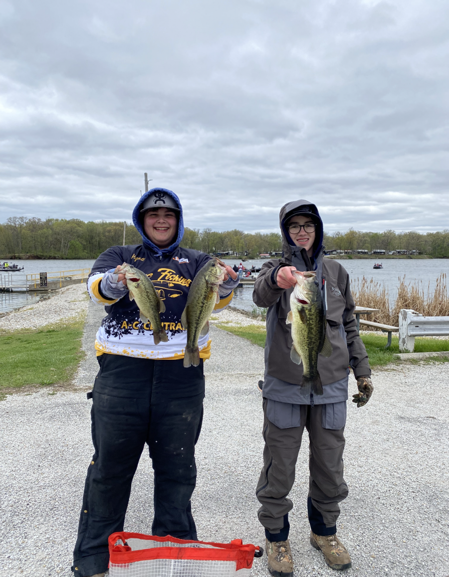 Outdoor Illinois Journal: Student Anglers Take to the Water in Illinois ...
